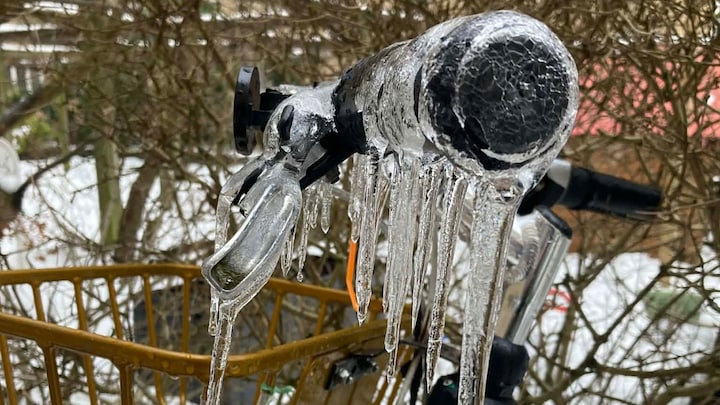 Her er fire råd til at passe på din cykel i frostvejr | Indland | DR