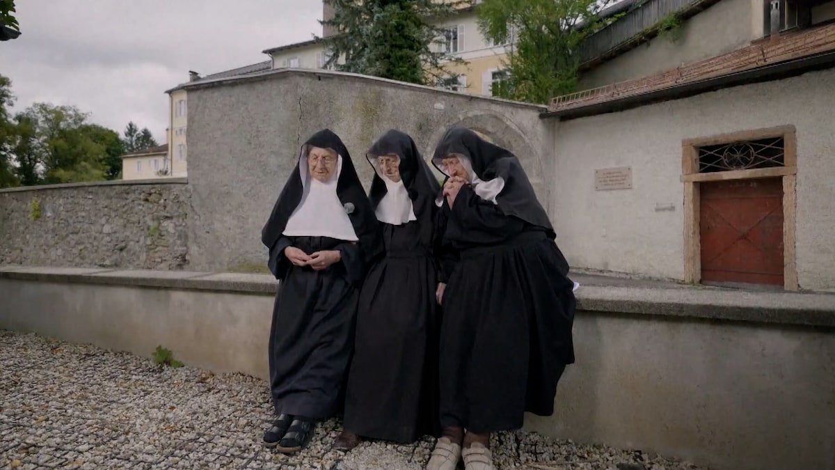 Gamle nonner må blive i det kloster, de besatte - men kun hvis de ...