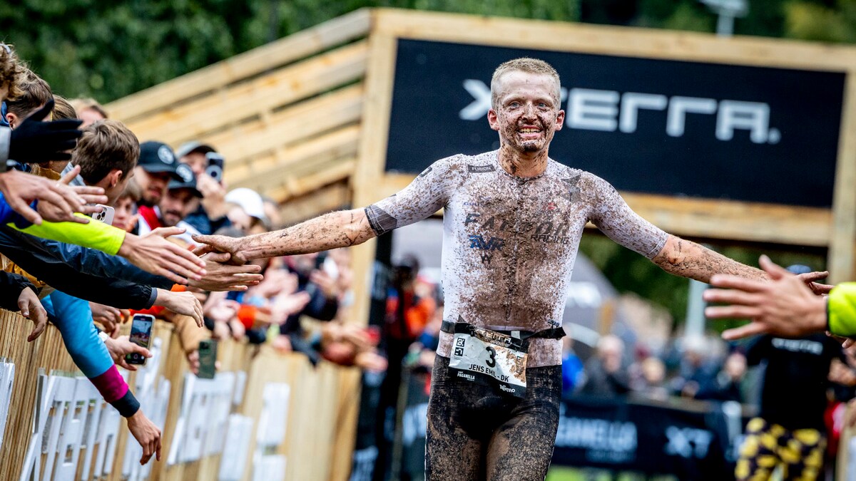 I mudder, regn og sne vandt Jens Emil VM-sølv | Sport | DR