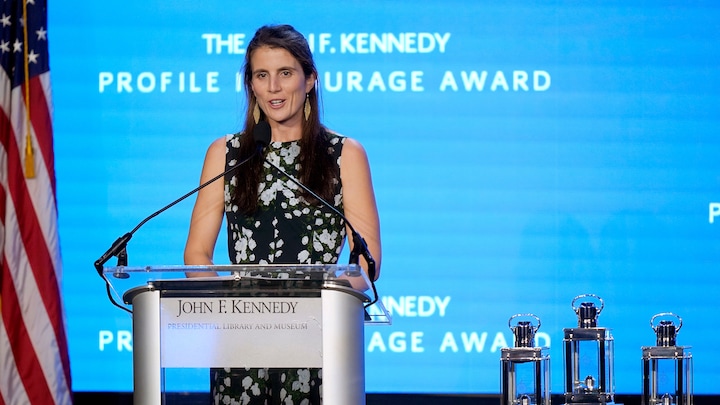 George Clooney er blevet fransk statsborger | Nyheder | DR