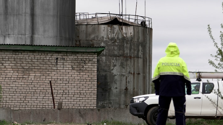Ukraine har ramt russisk oliedepot | Nyheder | DR