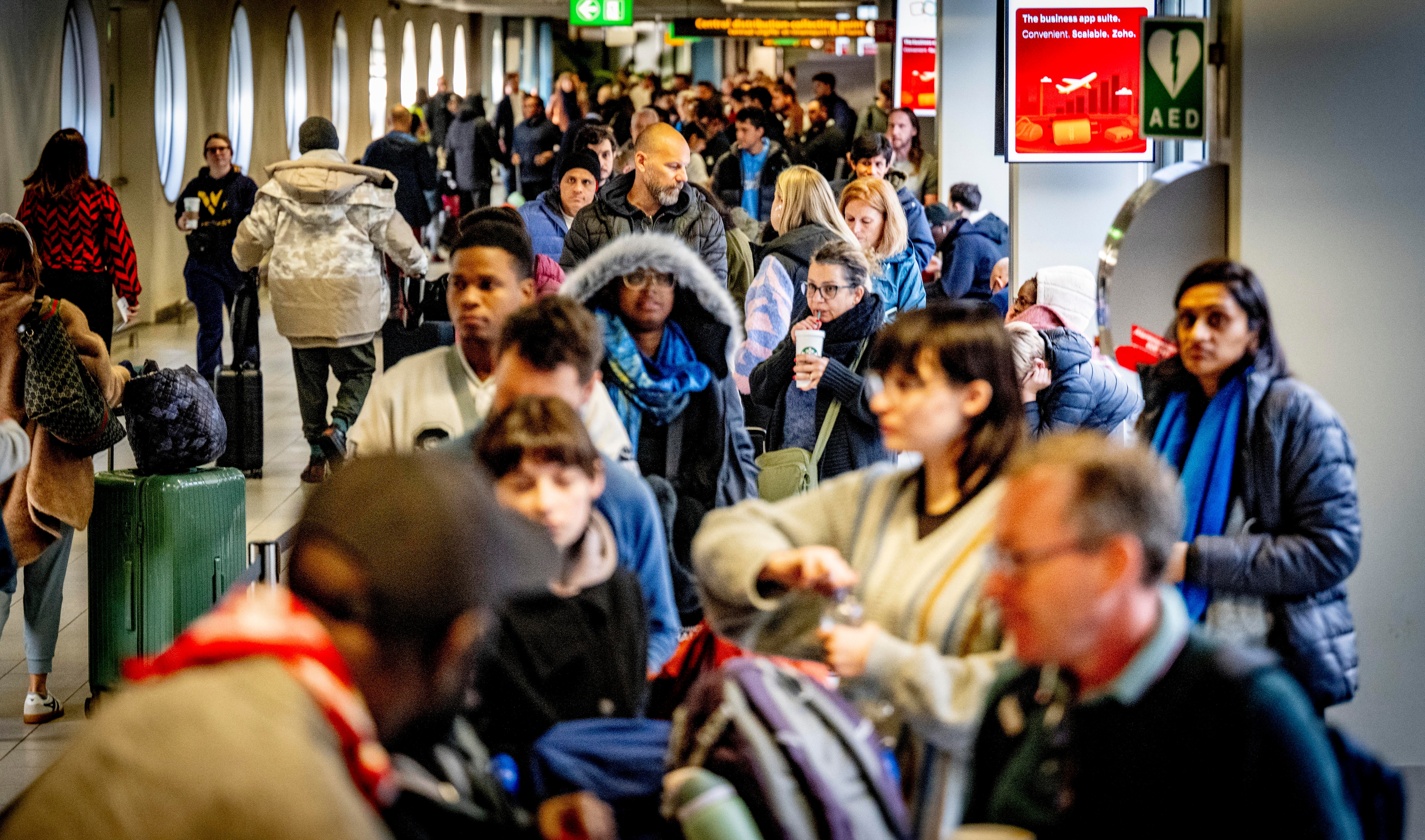 Ingen sikkerhedstjek i fem år på bar i Schweiz, hvor dødsbrand fandt ...
