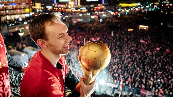 Anthony Joshua med første melding siden fatal bilulykke | Kort sport | DR