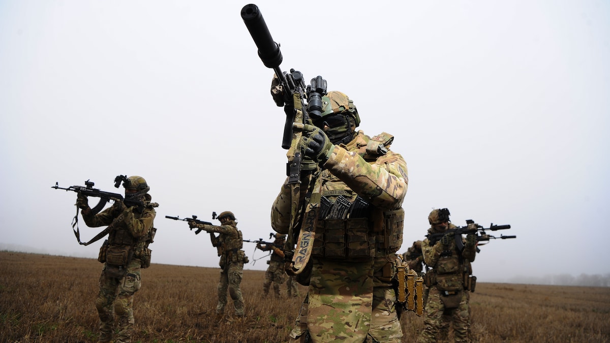 Ukrainsk militærleder til DR: 'Fjenden skal mærke på sit territorium, hvad krig er' | Udland | DR