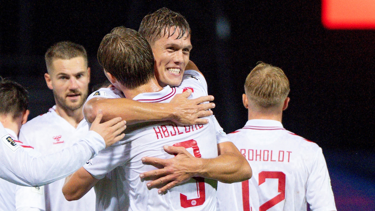 Ingen tilskuere? Ingen problemer! Danmark holder fodboldfest i stilhed ...