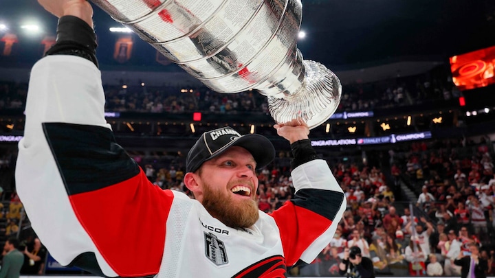 Ehlers-scoring sender NHL-titlen til danskerklub | Ishockey | DR