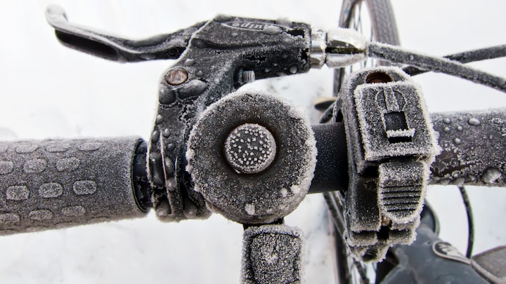 Her er fire råd til at passe på din cykel i frostvejr | Indland | DR