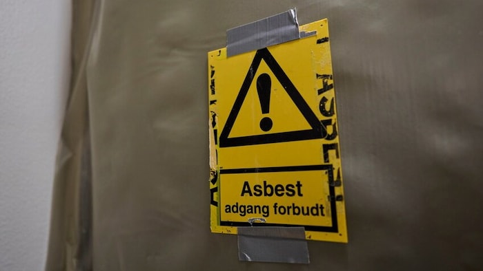 Forfalskede asbestprøve: Byggerådgiver idømt betinget fængselsstraf ...