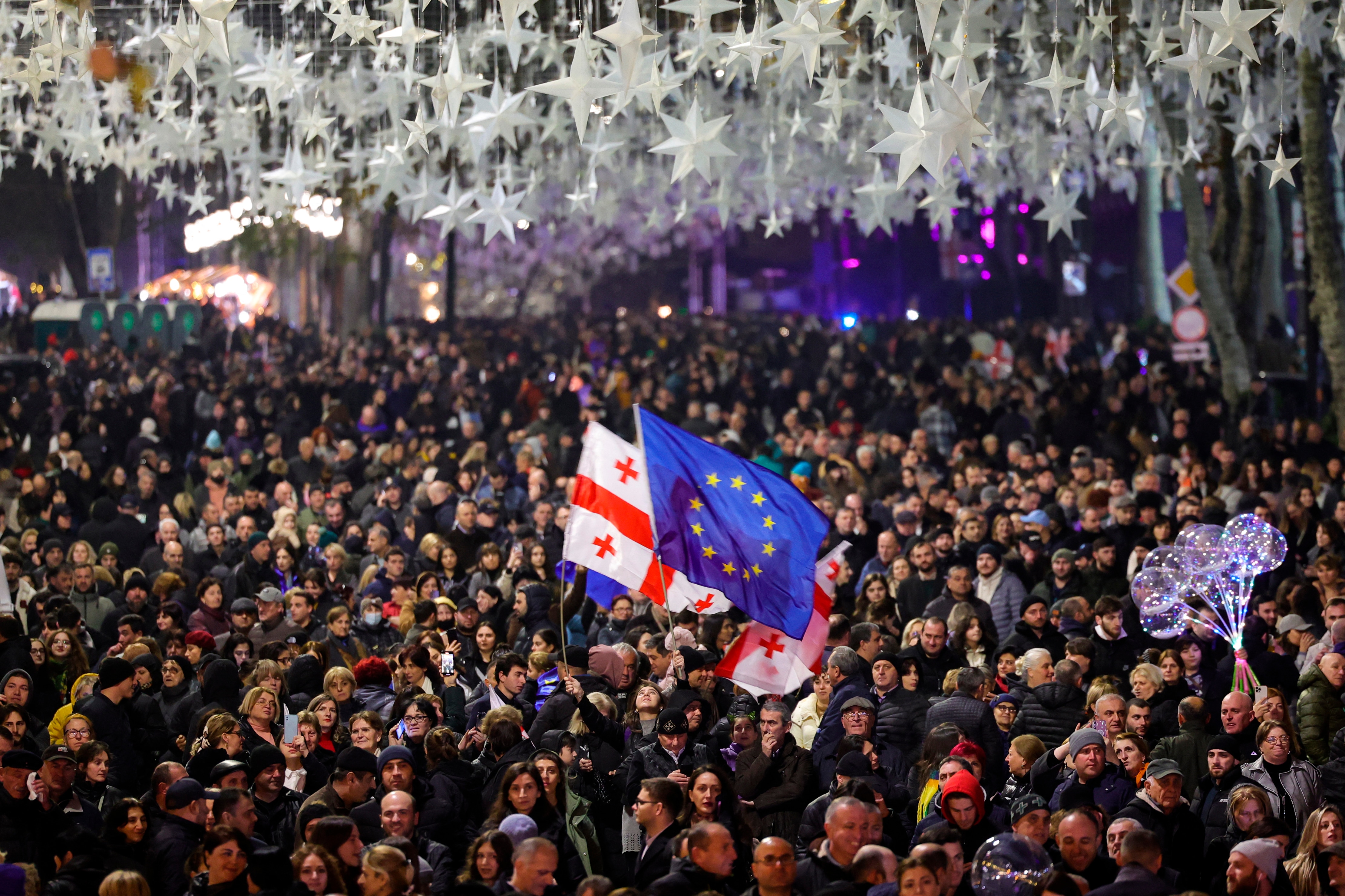 Efter et år med fængsling af politikere, journalister og aktivister ...