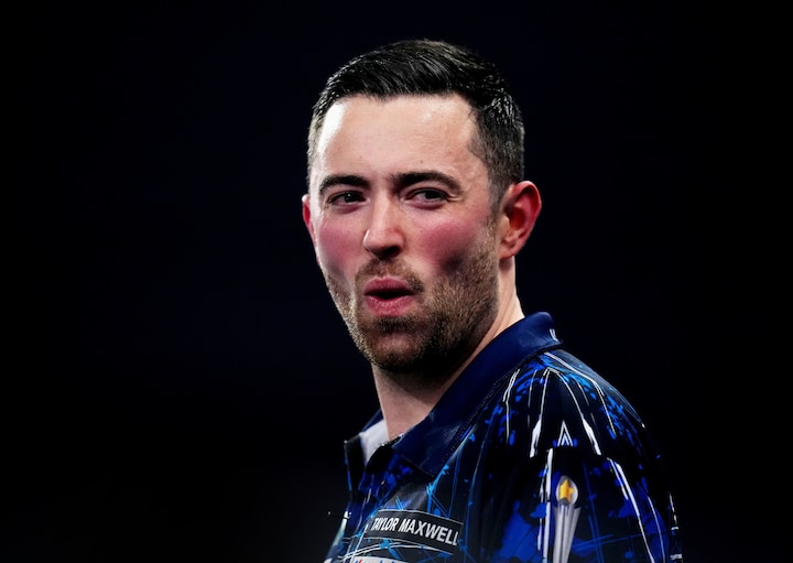 Tidligere verdensmester blev presset til sine hår af 'tysk gigant ...