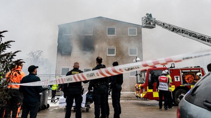 Person død i 'eksplosionsagtig brand' i København | Nyheder | DR