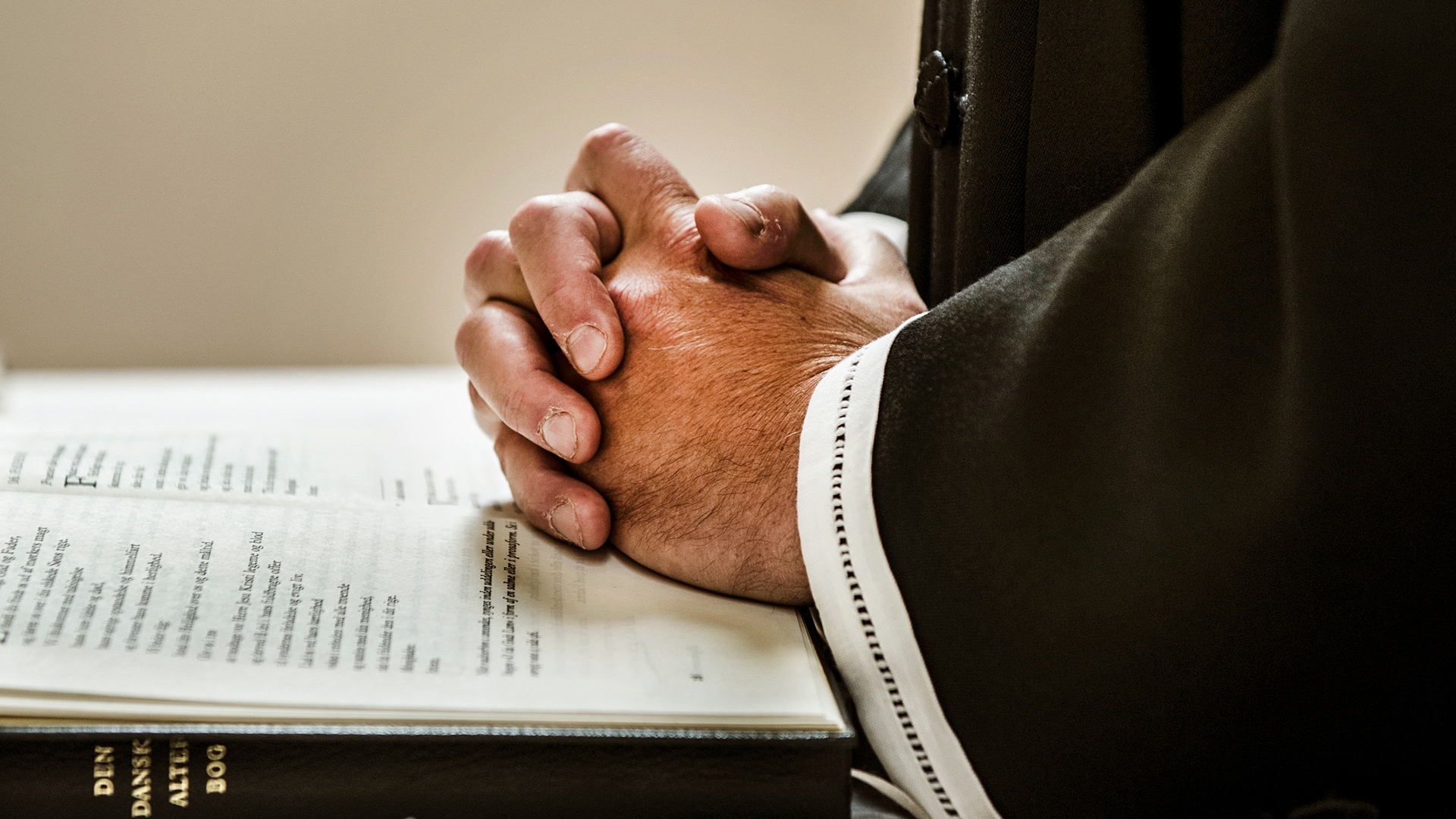 Gudstjeneste på P1 | Søndag 30. november 2025 | Lyt som podcast | DR LYD