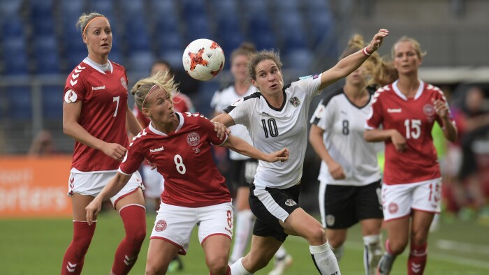 EM-heltinde vinder fornem pris i norsk fodbold | Kvindelandsholdet | DR