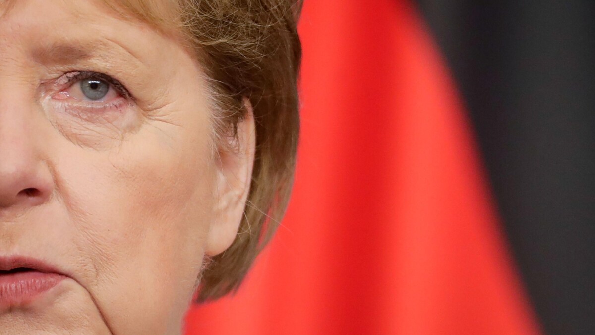 Merkel fortryder ikke samarbejde med Putin: Det var rigtigt af mig at ...