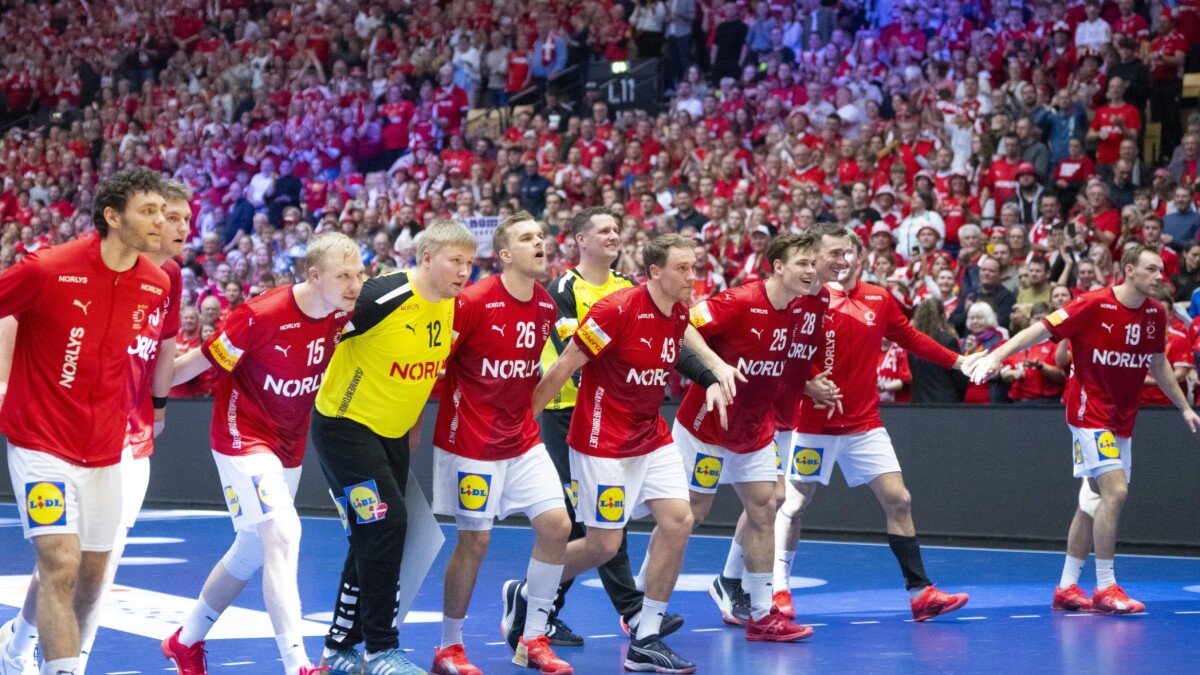 MINUT FOR MINUT Danmark går ubesejret videre til mellemrunden | VM i håndbold | DR