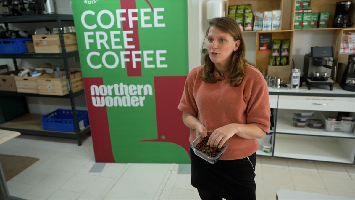 Fremtidens morgenkaffe indeholder ikke engang én kaffebønne | Klima | DR