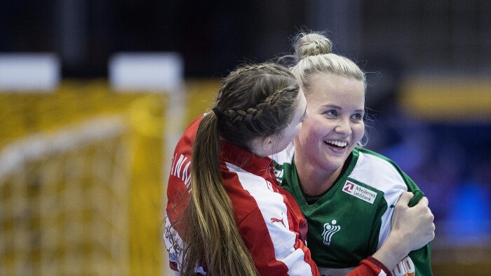 Holdkammeraterne hylder sensationelle Sandra: Tyskerne blev jo bange ...