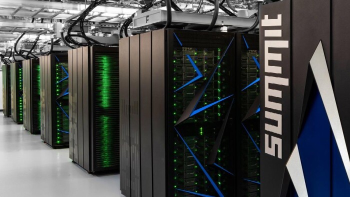 Skakmester, Playstation-mekka og verdens kraftigste: Her er 4 berømte ...