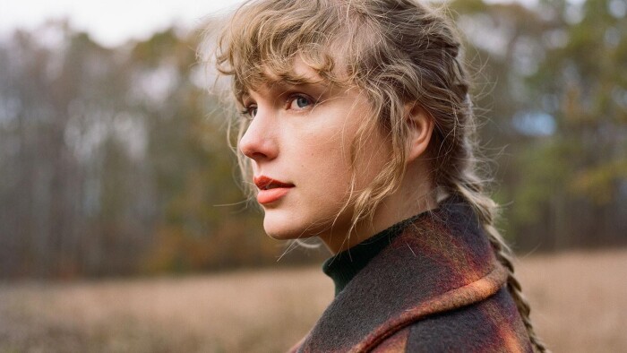 'Hun stråler som aldrig før': Taylor Swift vælter sig i ros for uventet ...