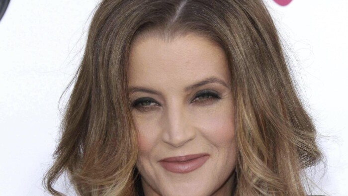 Lisa Marie Presley er død i en alder af 54 år | Nyheder | DR
