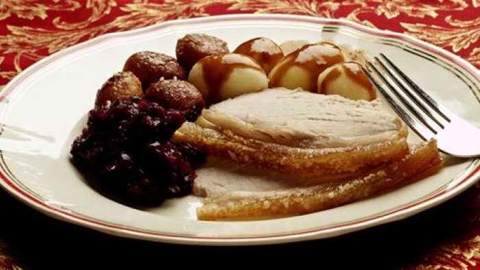 Ældre på plejehjem skal selv lave mad | Indland | DR