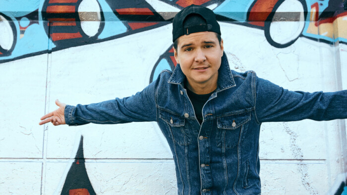 30 år, far og popstjerne: I dag har Lukas Graham skiftet sorgen ud med ...