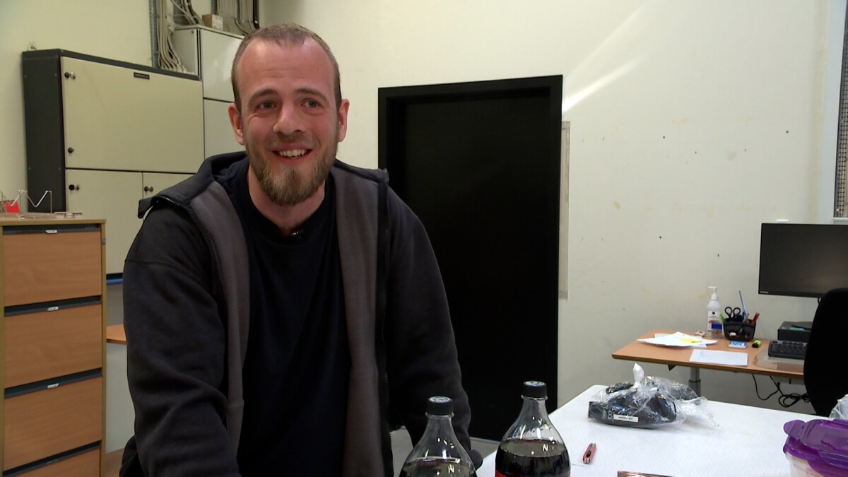 Værkmesterelever giver 150 indsatte et arbejdsliv i Nyborg Fængsel ...