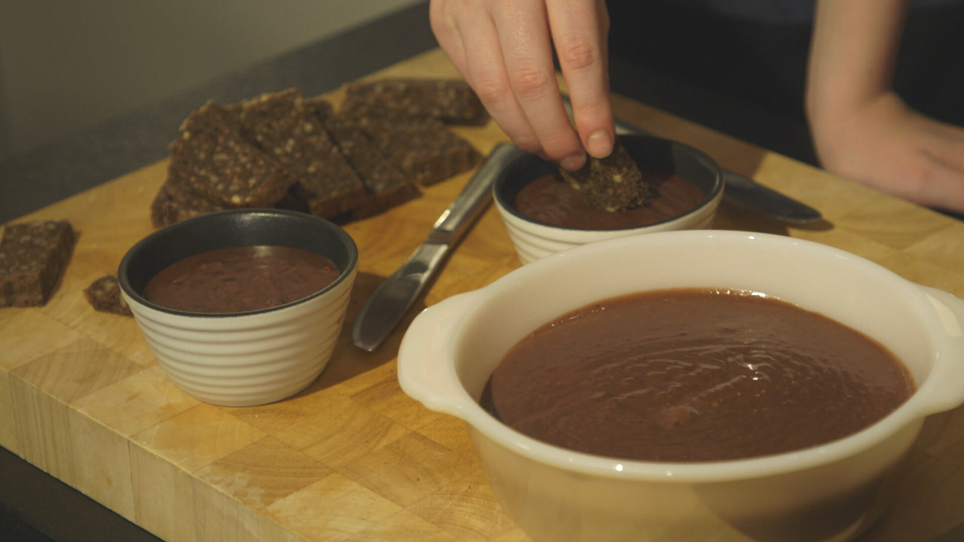 Nutella nøddecreme - opskrift | Spis og spar | Mad | DR