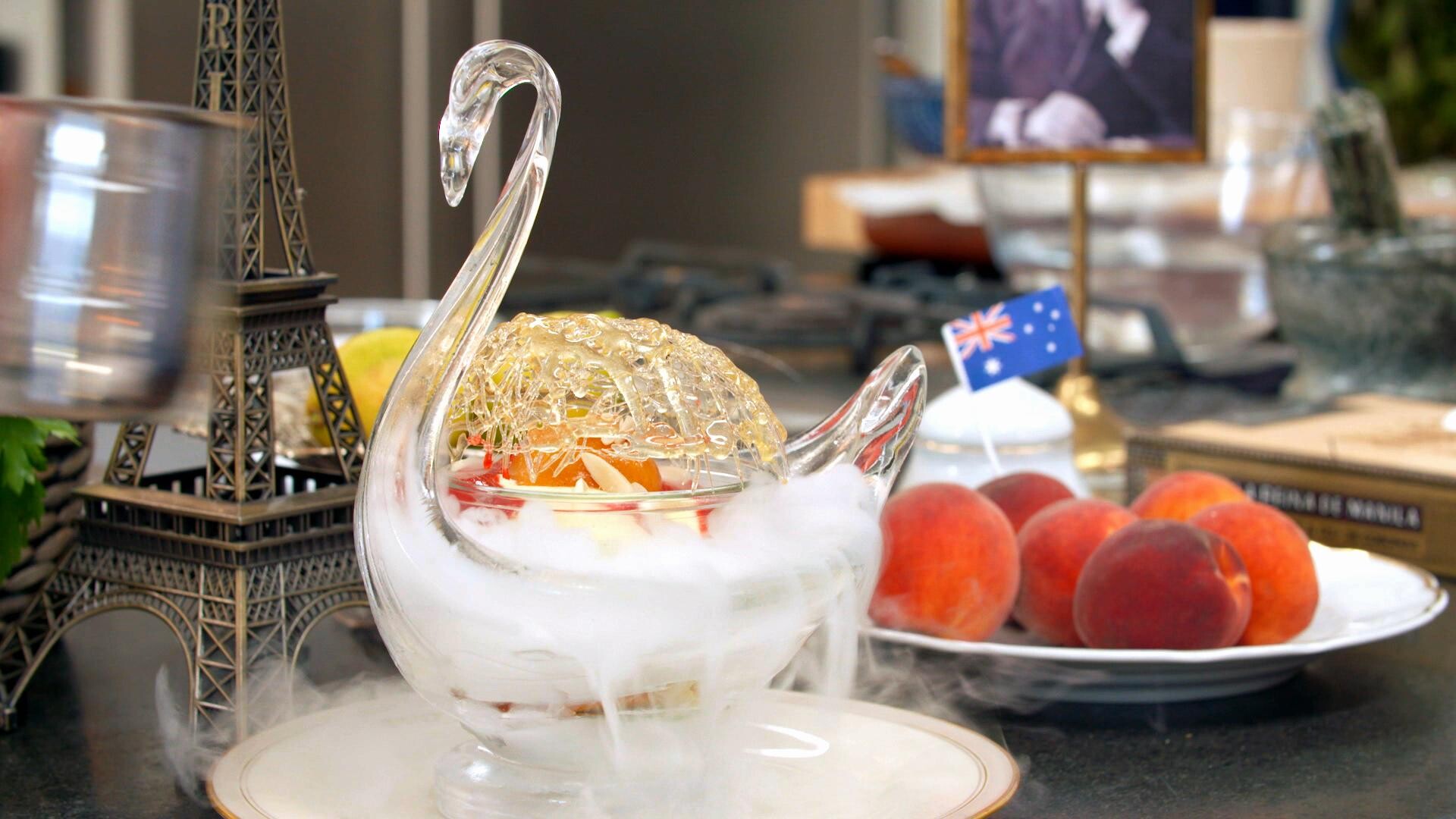 Peach melba - dessert opskrift | Spise med Price | Mad | DR