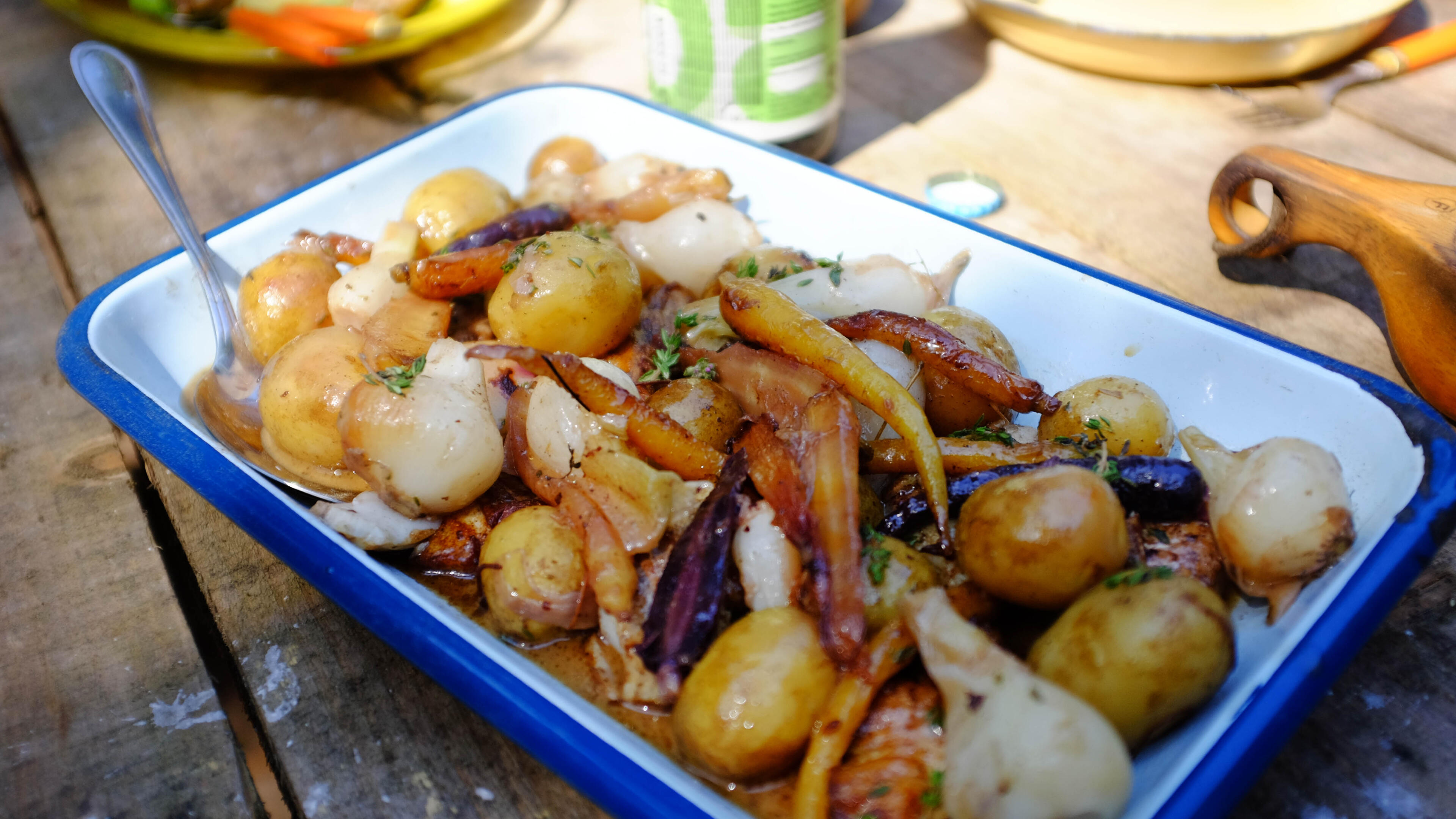 Mørksej med gulerødder og kartofler- opskrift | Nak & Æd | Mad | DR