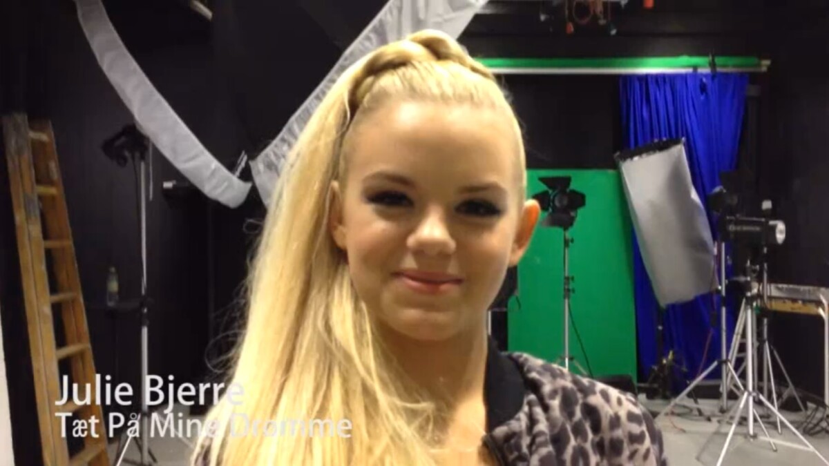 SELFIE-VIDEO 5 ting du ikke vidste om Julie Bjerre | Melodi Grand Prix ...