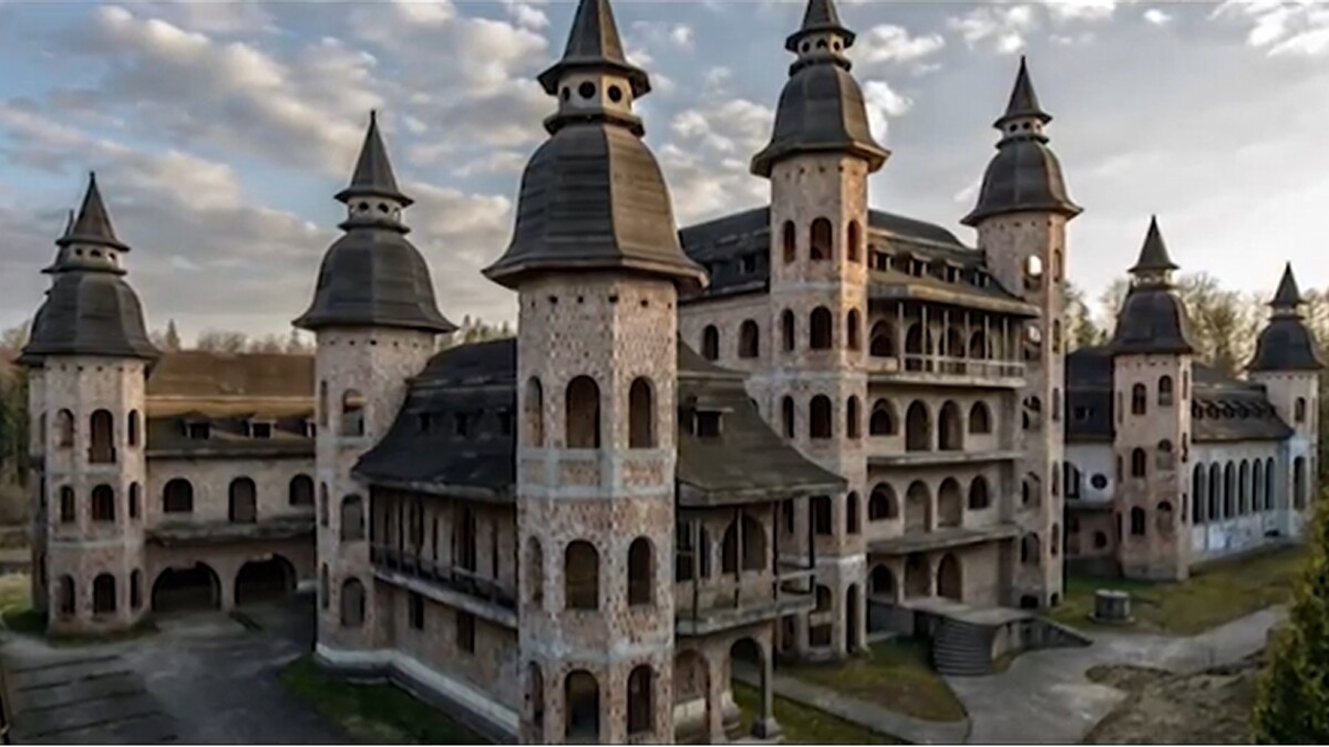 Rollespillere vil købe ’Harry Potters’ slot | Kultur | DR