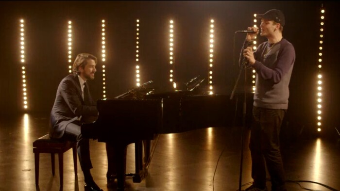 VIDEO Emil Stabil fortolker ’Allerede Is’ med Koppel | Musik | DR