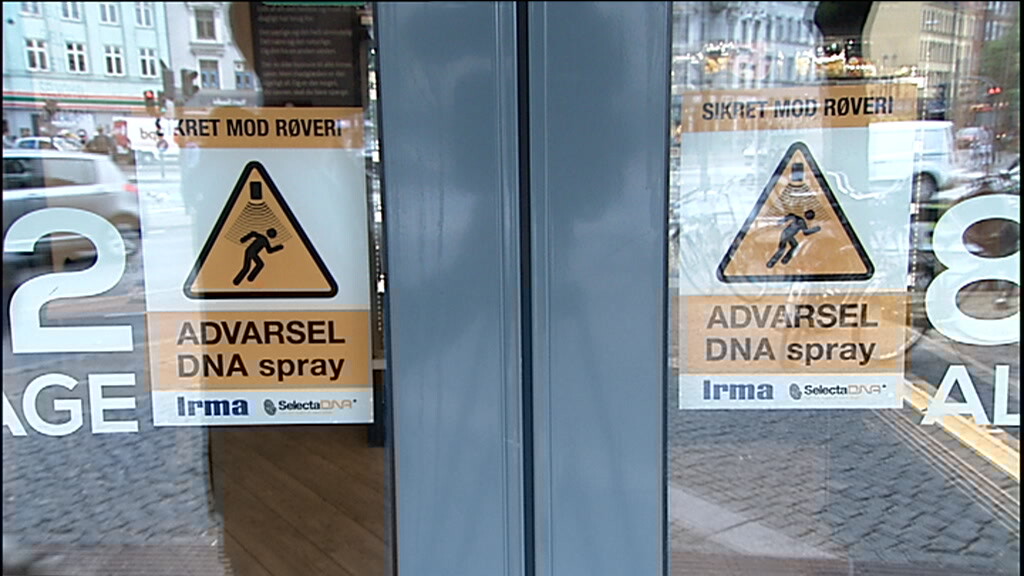 VIDEO Se hvordan dna-sprayen virker | Indland | DR