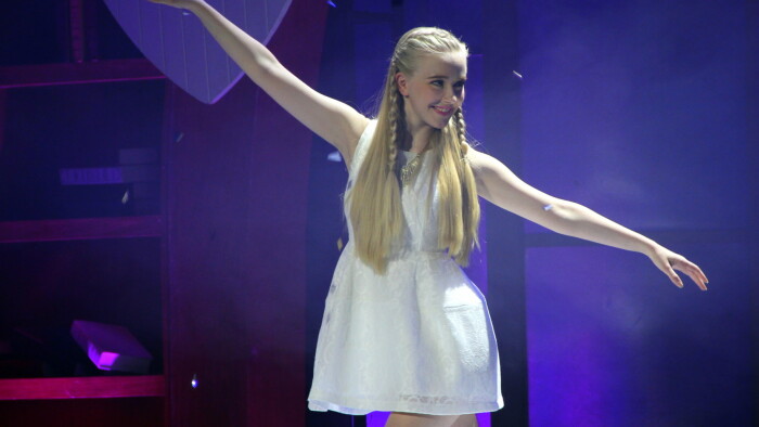 Kinesernes danske engel: Jeg er jo bare Sidsel fra Struer | Midt- og ...