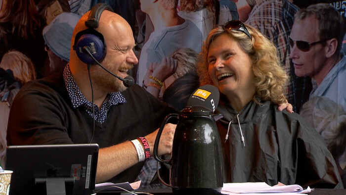 Hængt ud i Mads og Monopolet: John konfronterede konen på Smukfest ...