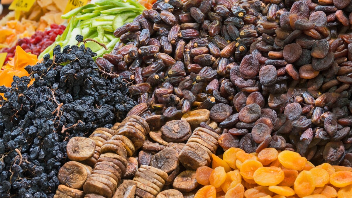 ”Sunde snacks” er ikke så sunde endda | Mad | DR