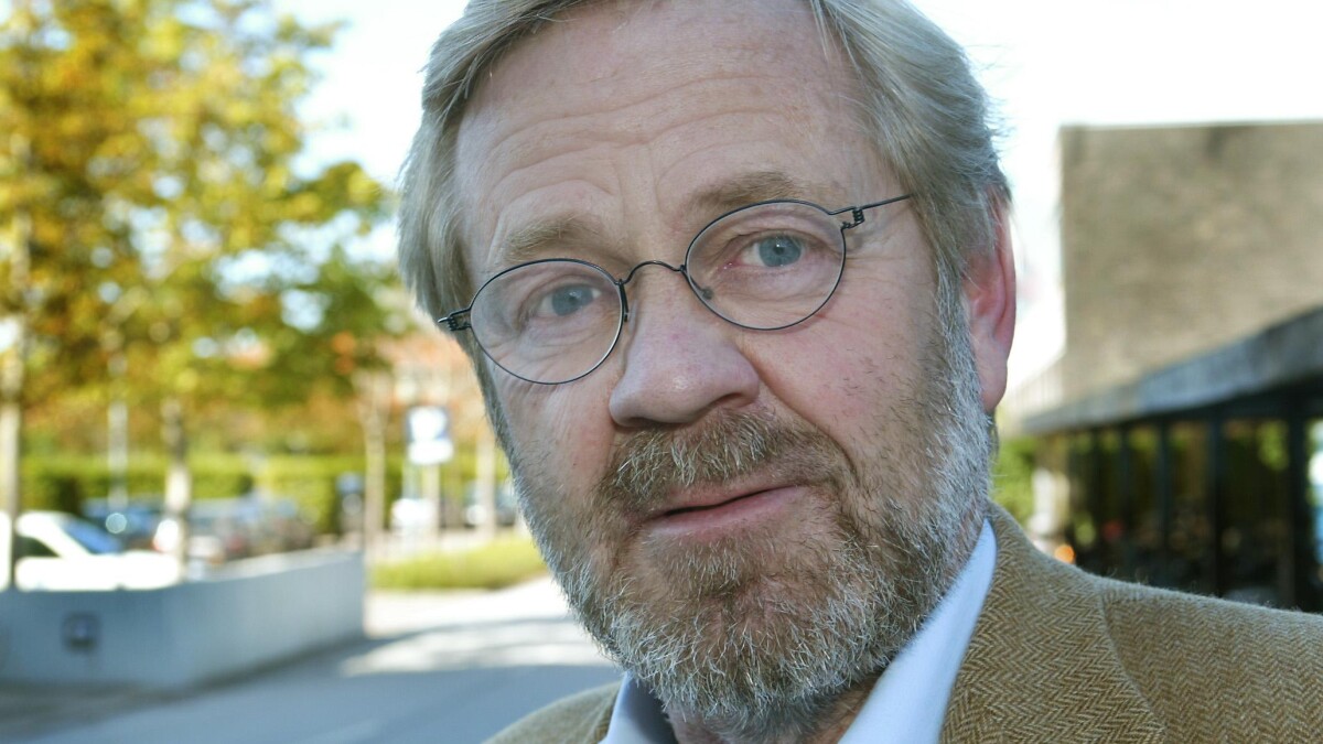 Journalist og tv-vært Tyge Pedersen er død | Indland | DR