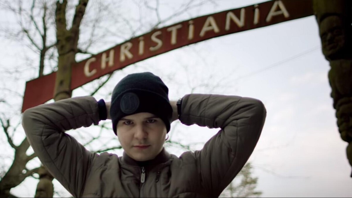 På sporet af musikstjernen i fristaden: Han er stadig den samme Lukas ...