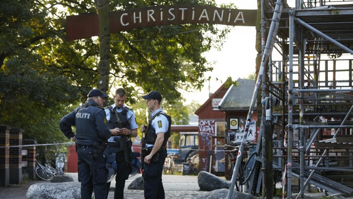 Legalisering af hash eller rydning af Pusher Street: Folketinget er ...