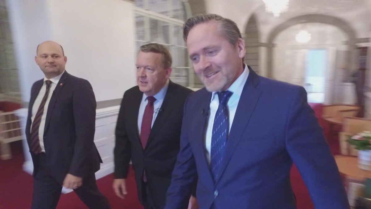 VIDEO Løkke efter 100 dage med VLAK: Det går rigtig godt | Politik | DR VIDEO Løkke efter 100 dage med VLAK: Det går rigtig godt | Politik | DR