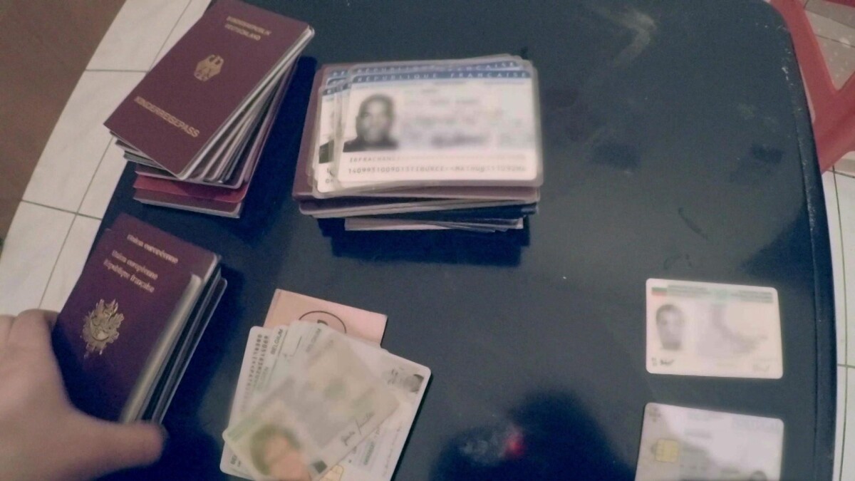 Smuglere bestikker lufthavnspersonale til at lade migranter passere med ...