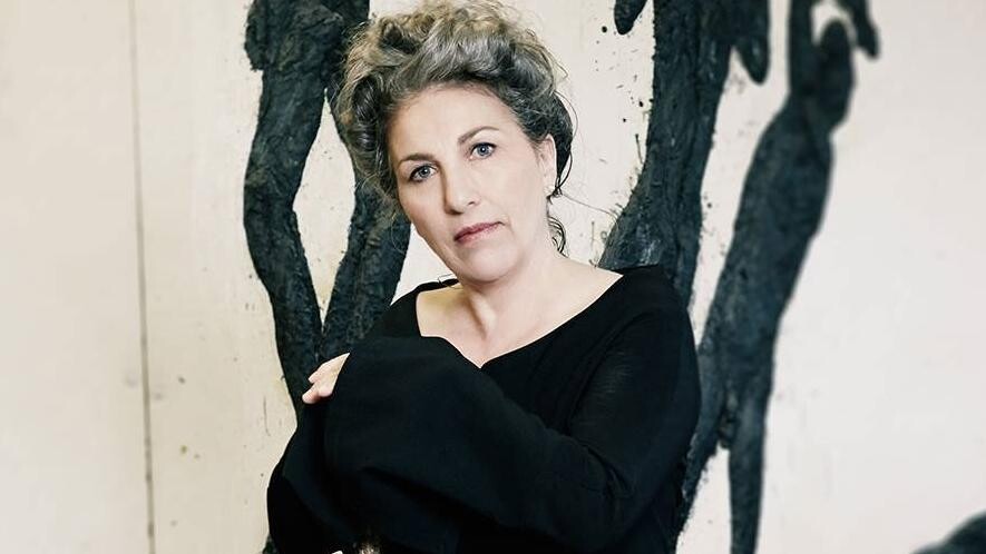 Line har været sømand og sygeplejerske – nu får hun kæmpepris for at ...