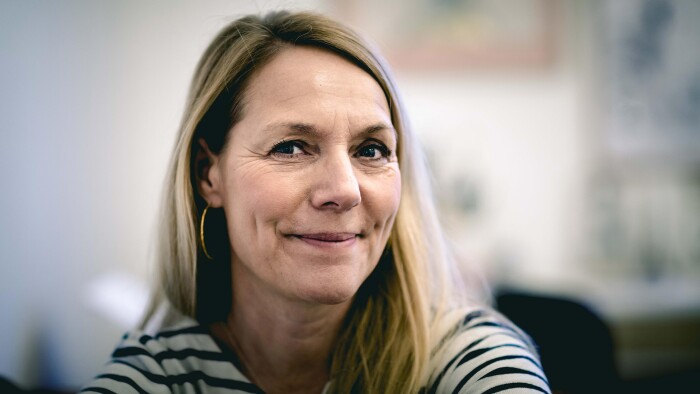 Alberte har en sang til sin mand, til sine forældre - og til det knuste ...