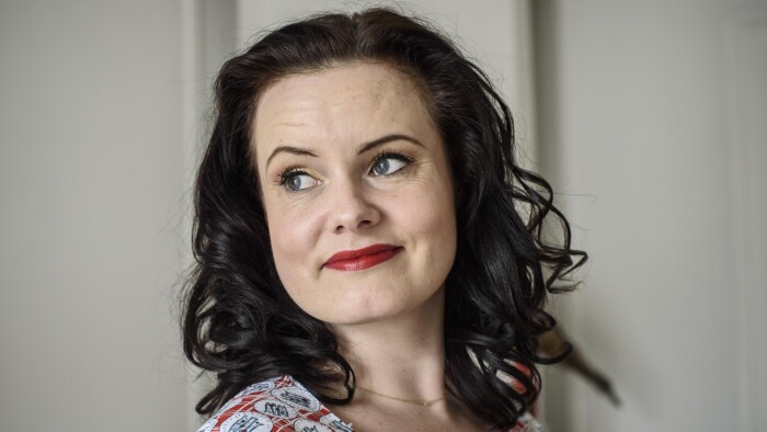 Fem stærke bøger der rasler familieskeletterne ud af skabet | Bøger | DR