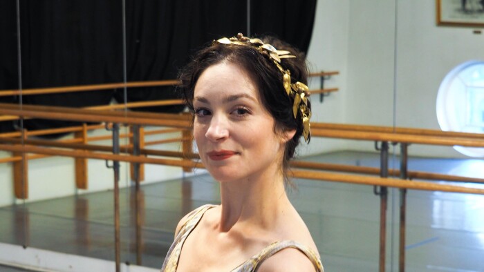 Amy flyttede til Danmark for at blive danser: Du skal ikke være bange ...