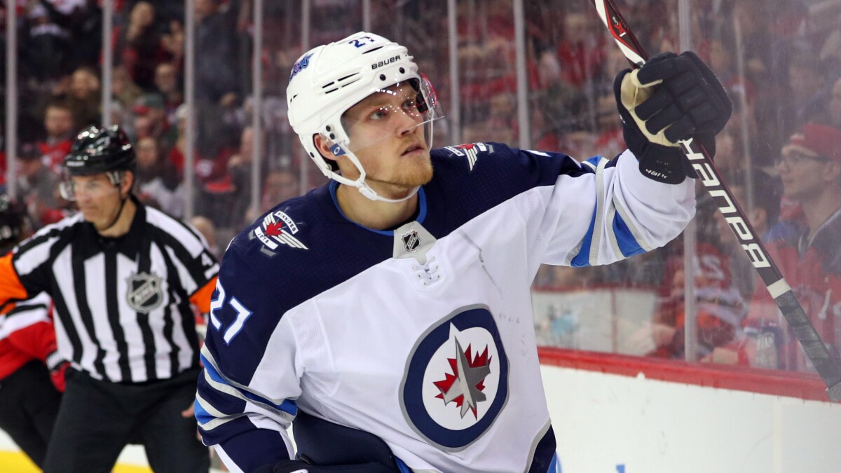 Dansk ishockeystjerne igen på pointtavlen i NHL | Ishockey | DR