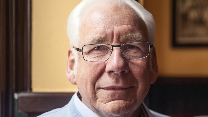 Harry har et usædvanligt job: Rykker ud til Lotto-millionærer | Indland ...