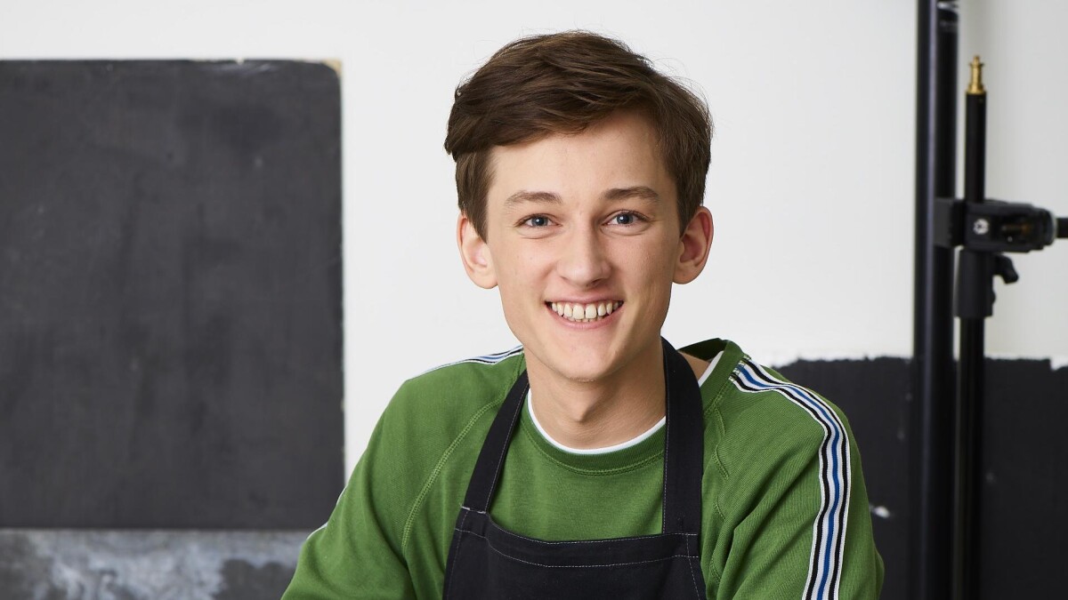 'Total blodsplatter': Bagedyst-vinder provokerer med ny vanvittig bog ...