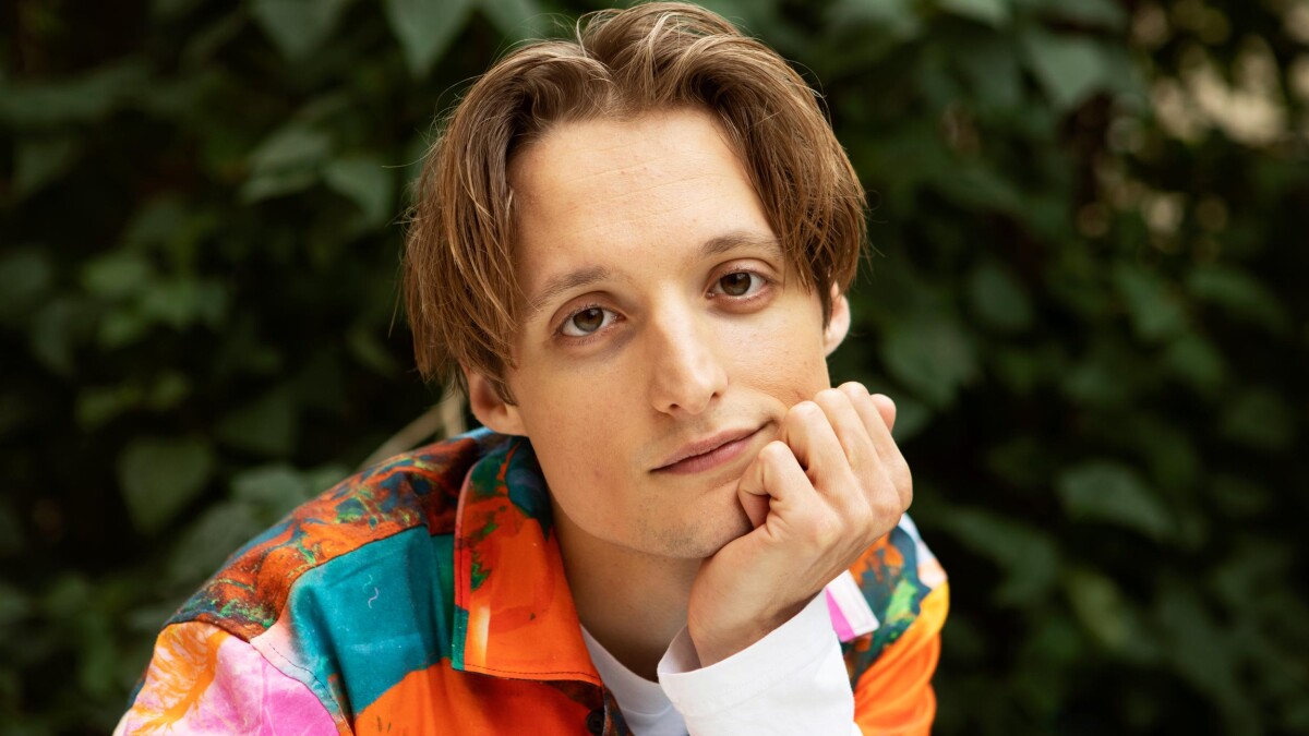 Danske Rex har scoret stor rolle i Netflix-hit. Nu vælter han sig i ...